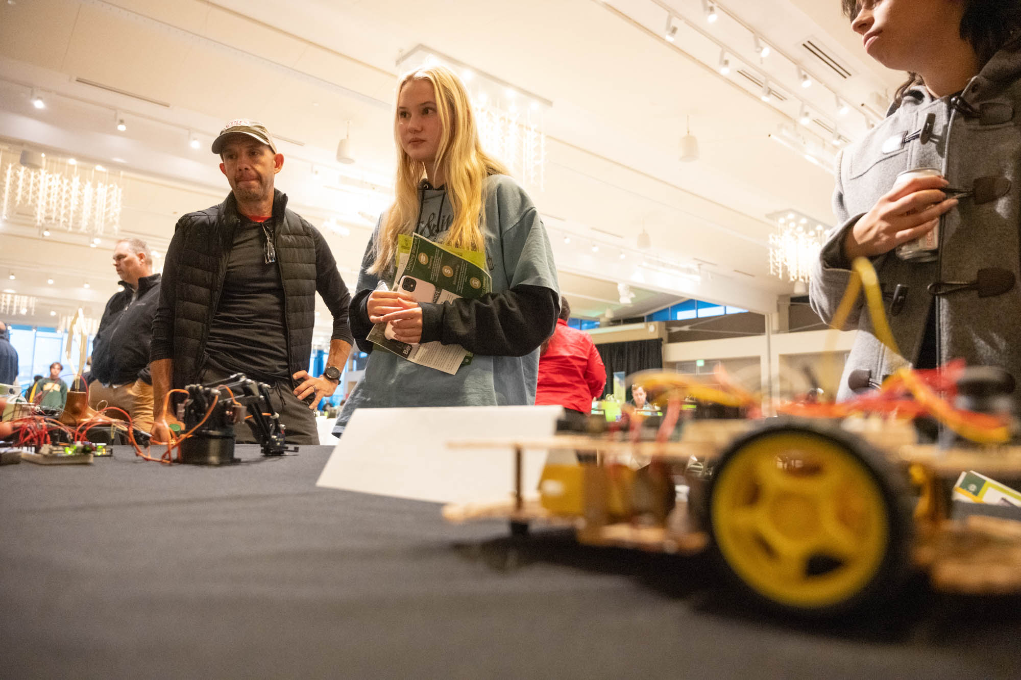 Experience ECE - Electrical and Computer Engineering